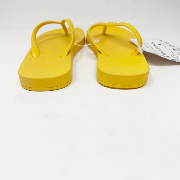 Ipanema | Shoes | Ipanema Kids Size 3 Yellow Thong Flip Flop Sandals ...